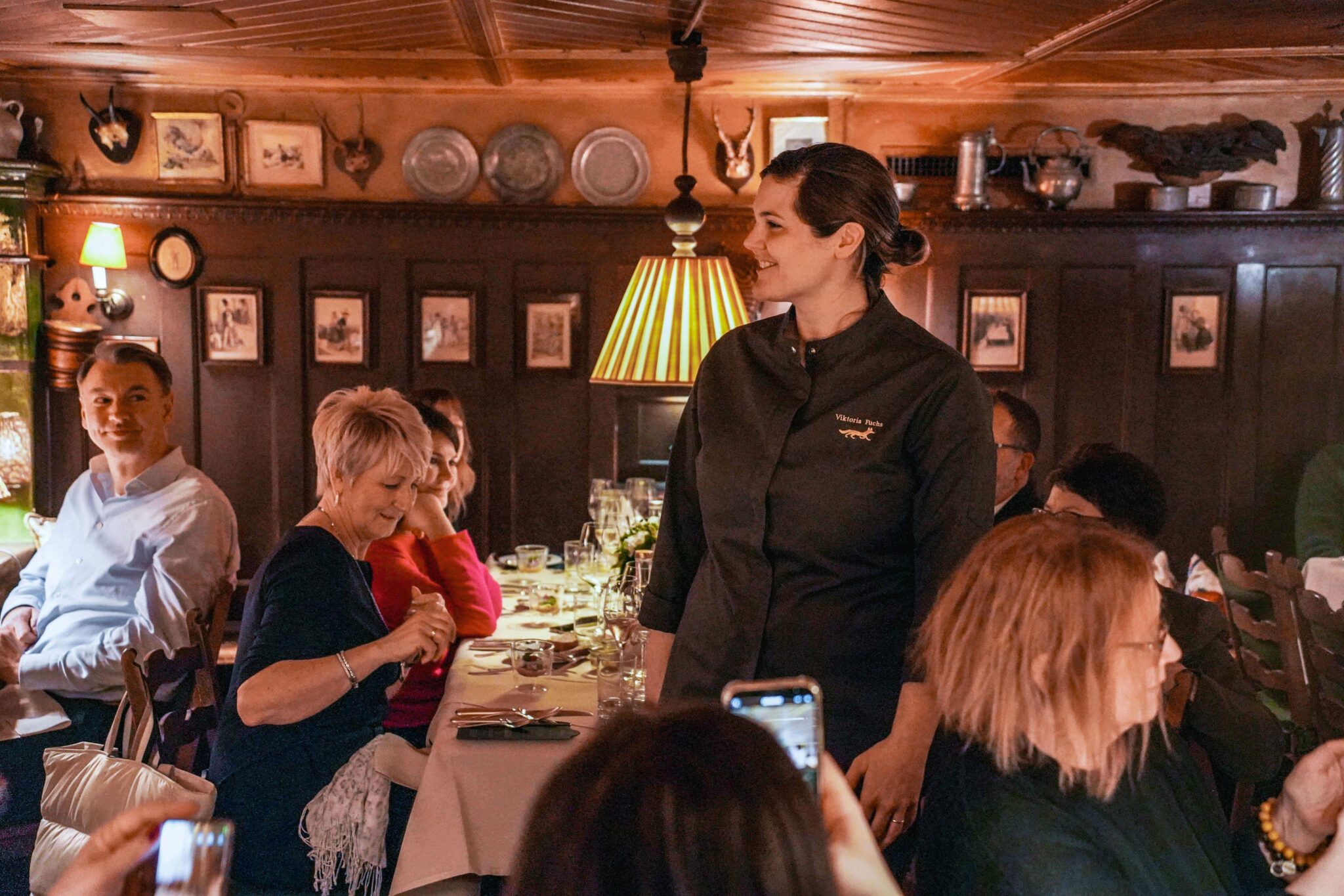 Geldermann goes Spielweg: Sektdinner bei Viki Fuchs - Tables and Fables